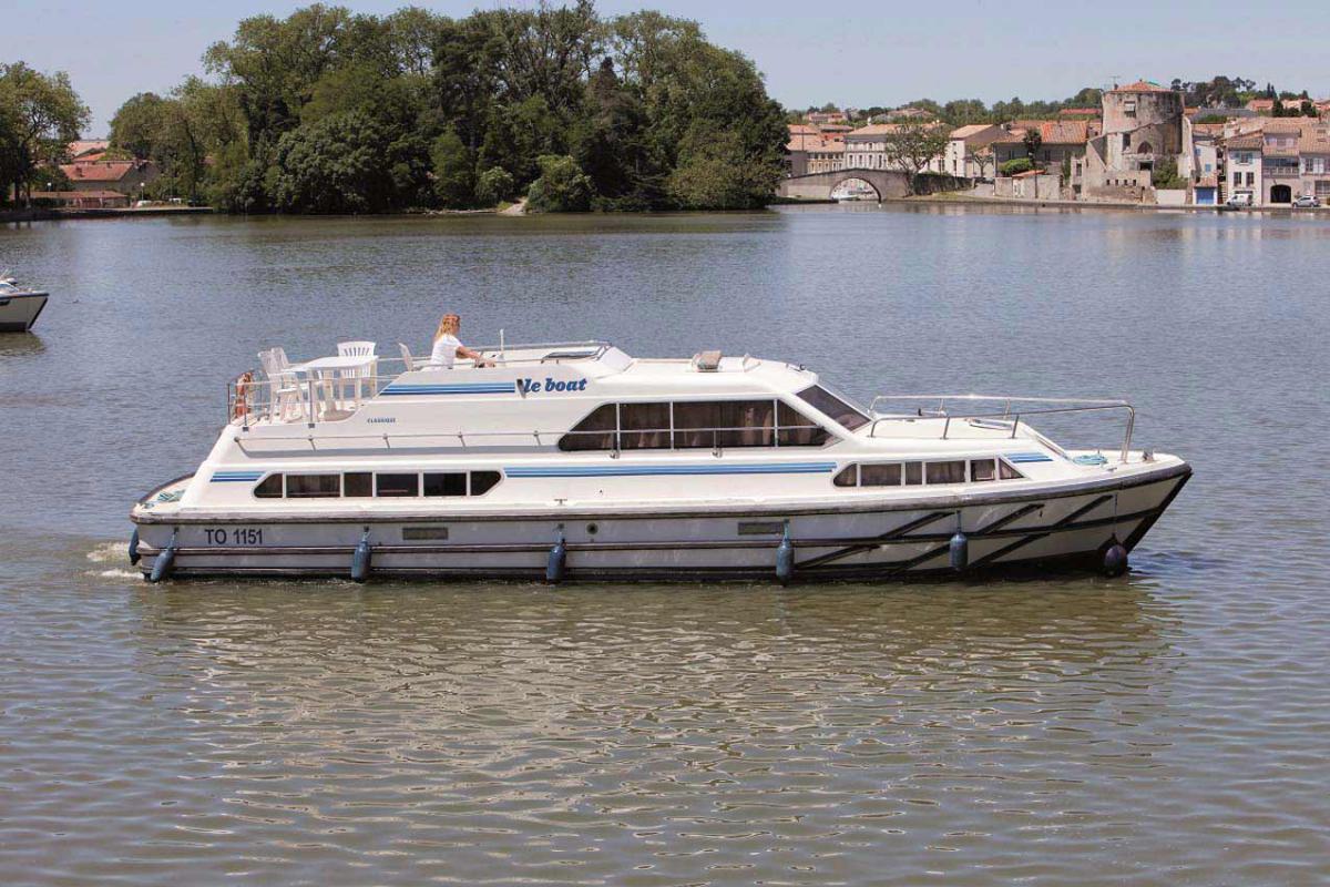 Découvrir le bateau Le Boat Classique en location et sans permis